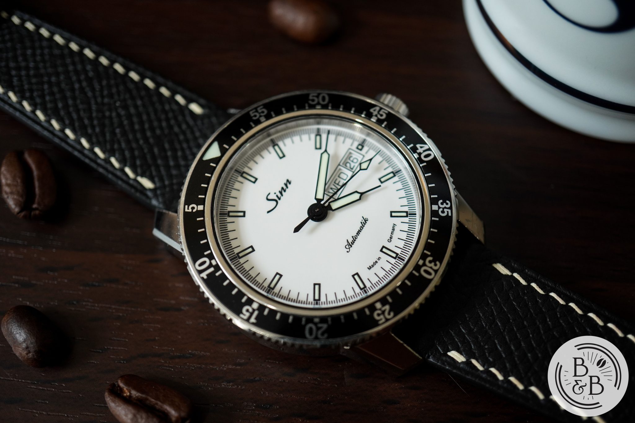 Sinn 104 I St Sa White – Beans & Bezels