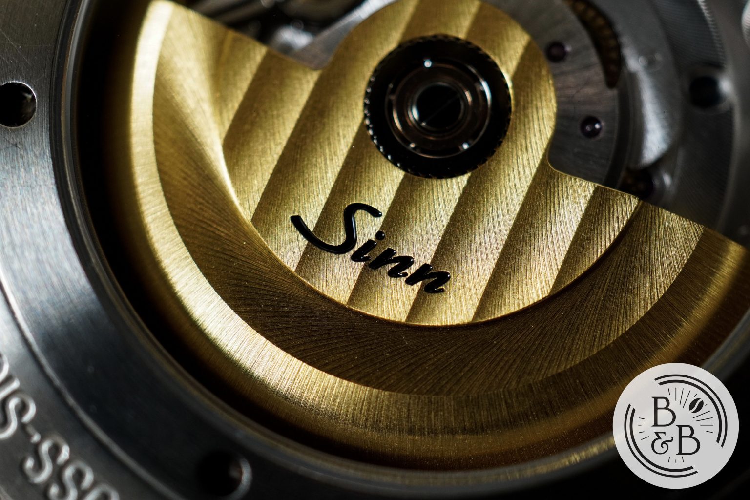 Sinn 104 I St Sa White – Beans & Bezels