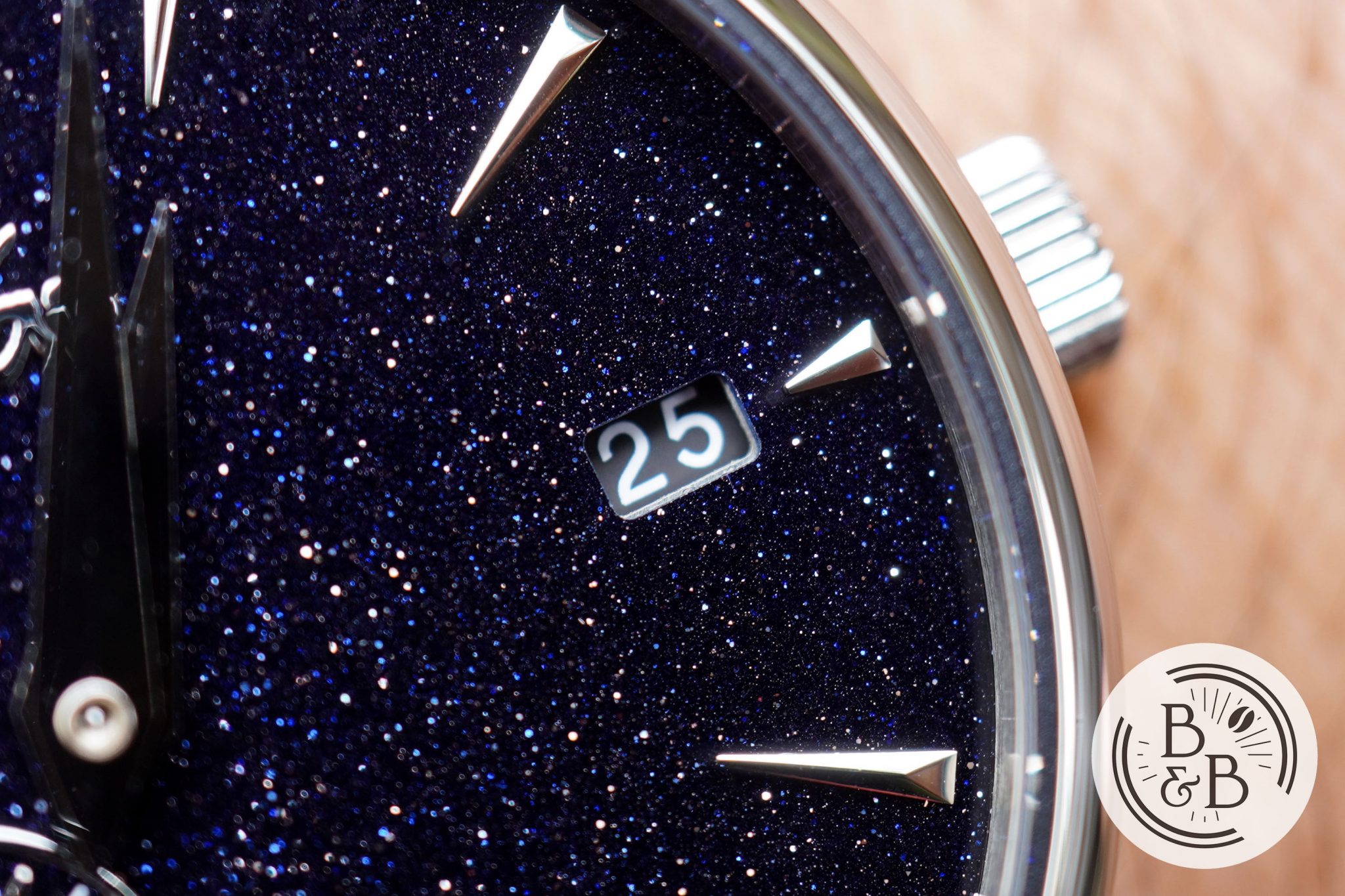 Sólás Starlight Review – Beans & Bezels