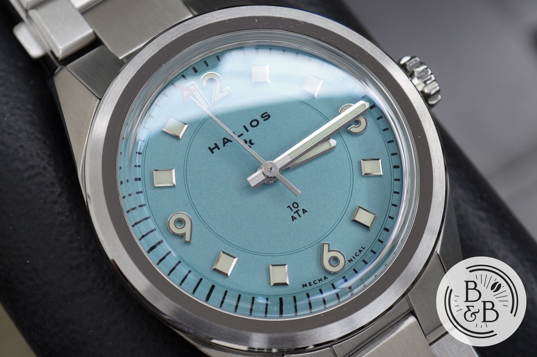 Halios Universa Pastel Blue – Beans & Bezels