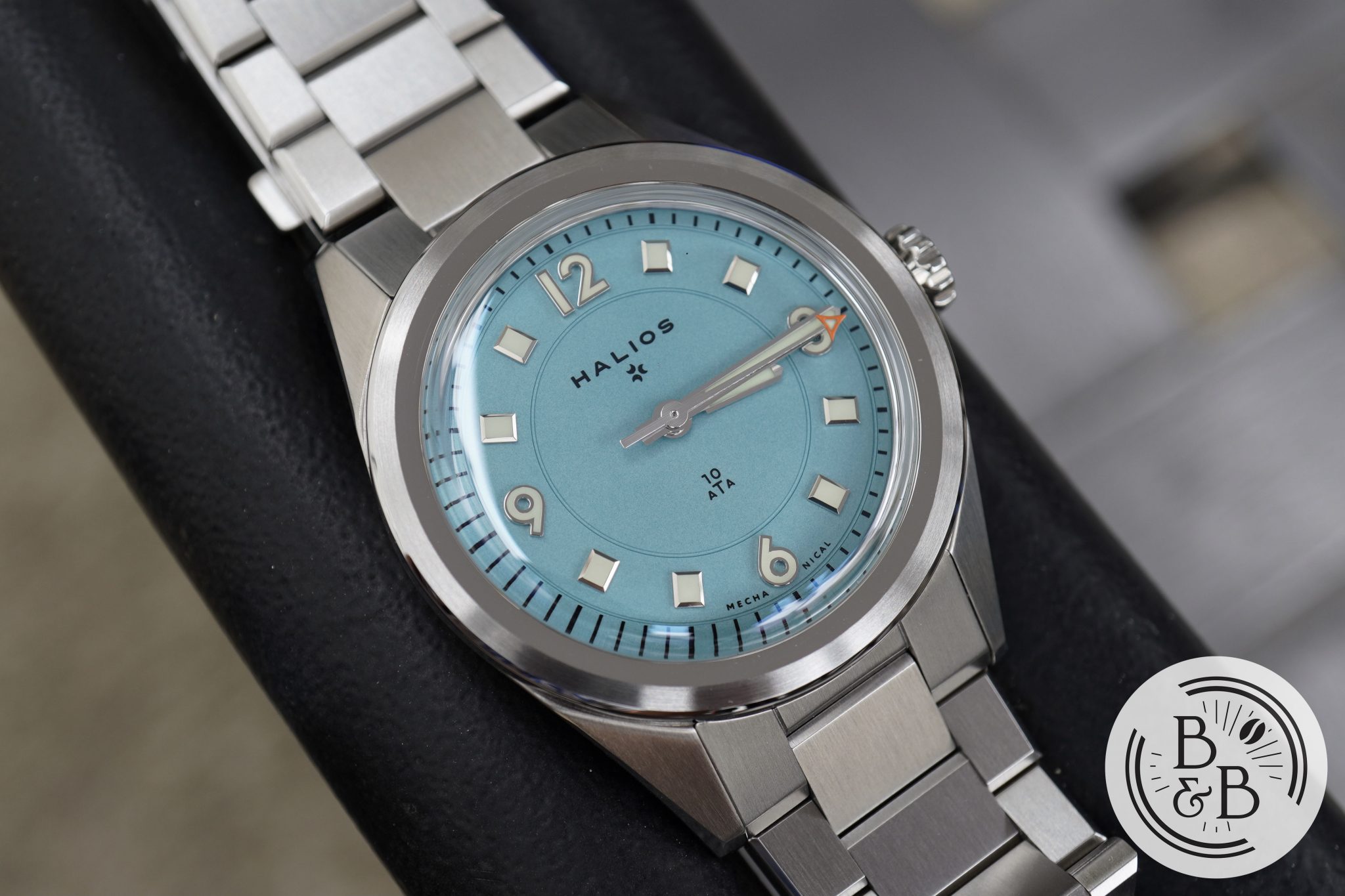 Halios Universa Pastel Blue – Beans & Bezels