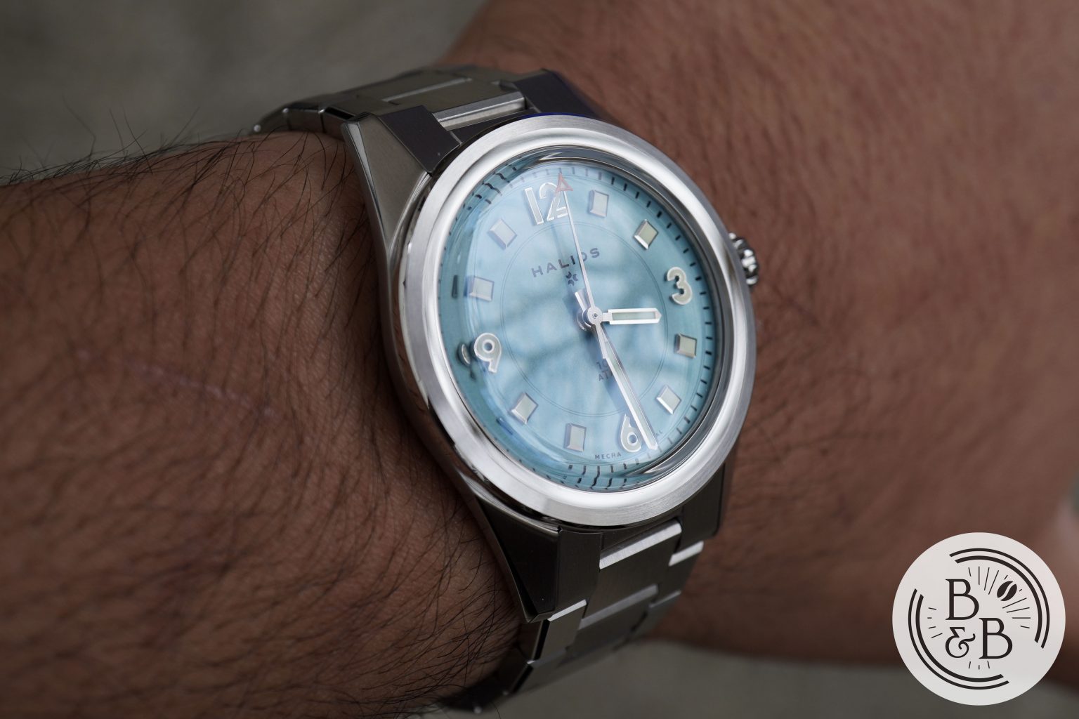 Halios Universa Pastel Blue – Beans & Bezels