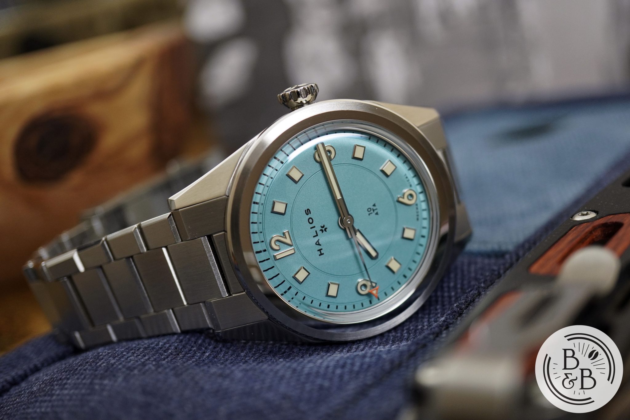 Halios Universa Pastel Blue – Beans & Bezels