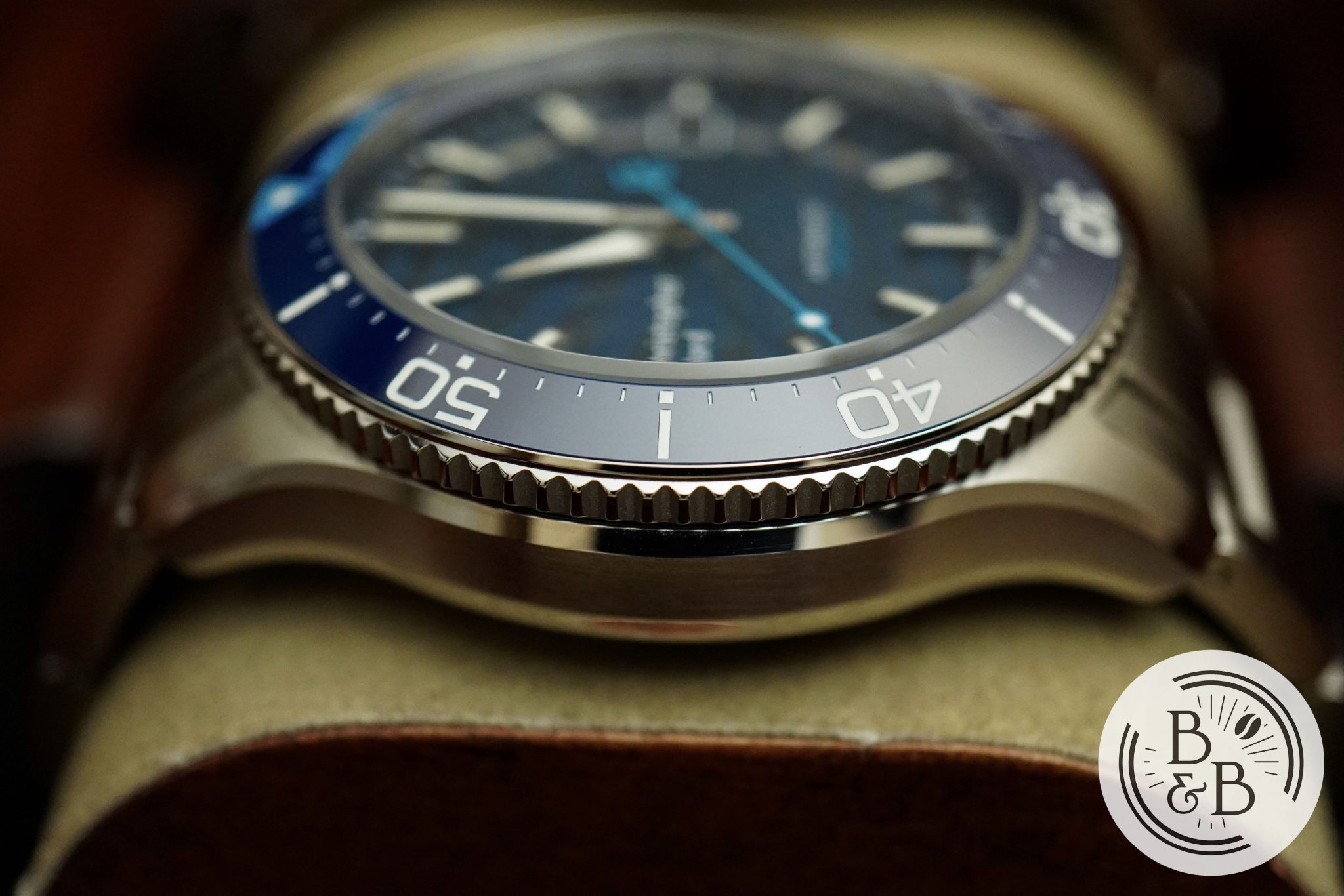 Christopher Ward C60 BLUE – Beans & Bezels