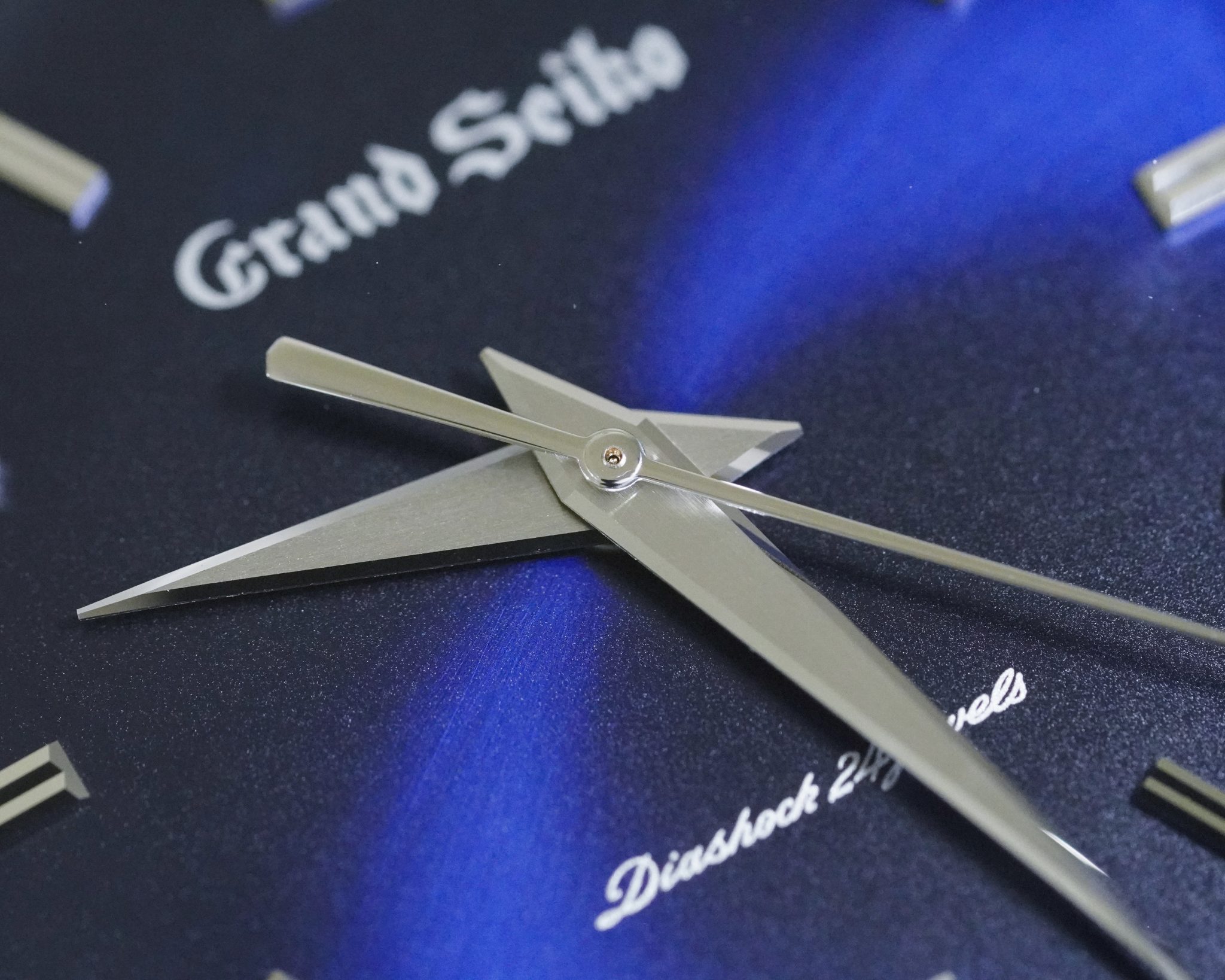 Grand Seiko SBGW259G “The First GS” – Beans & Bezels