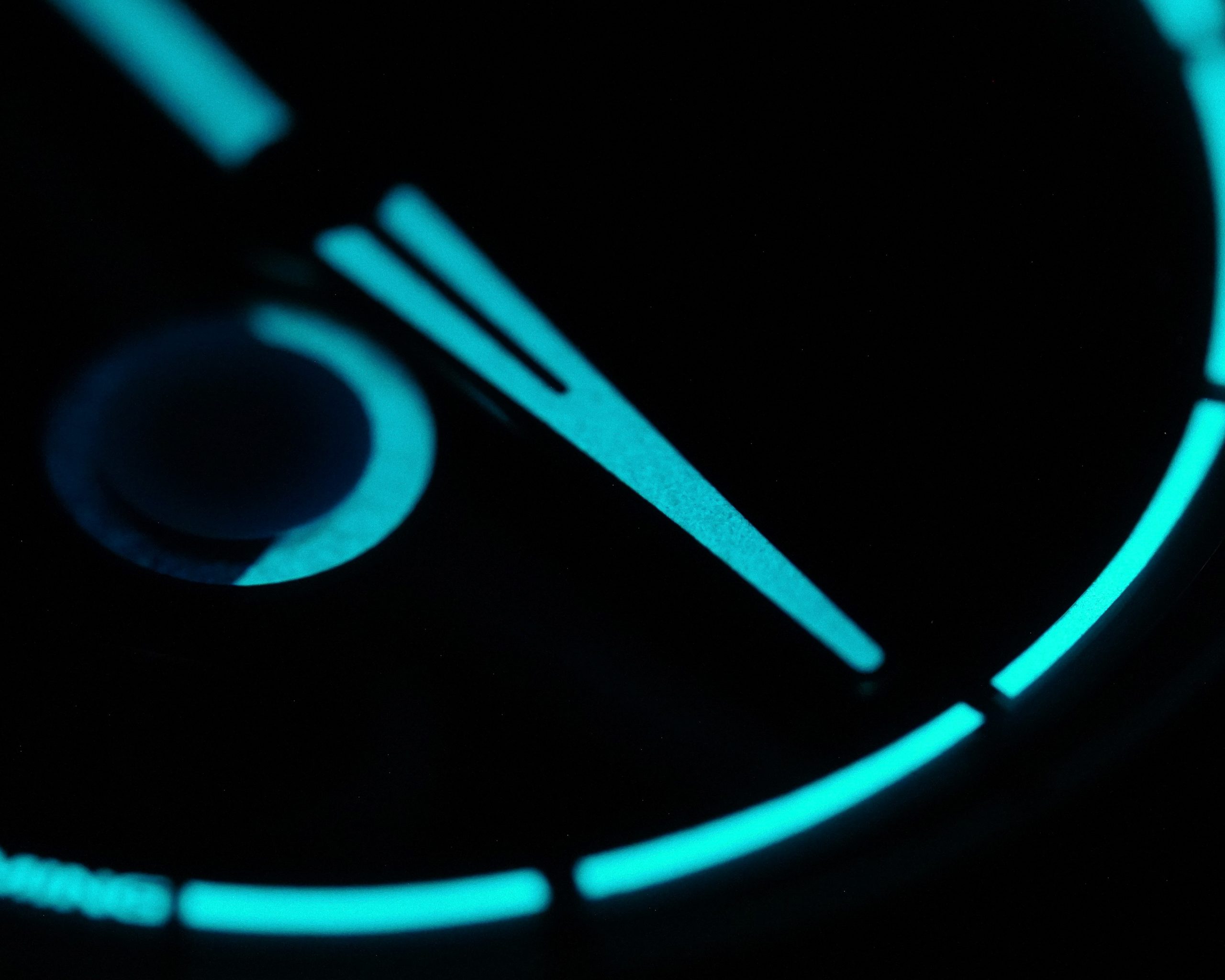 MING 37.05 Moonphase – Beans & Bezels