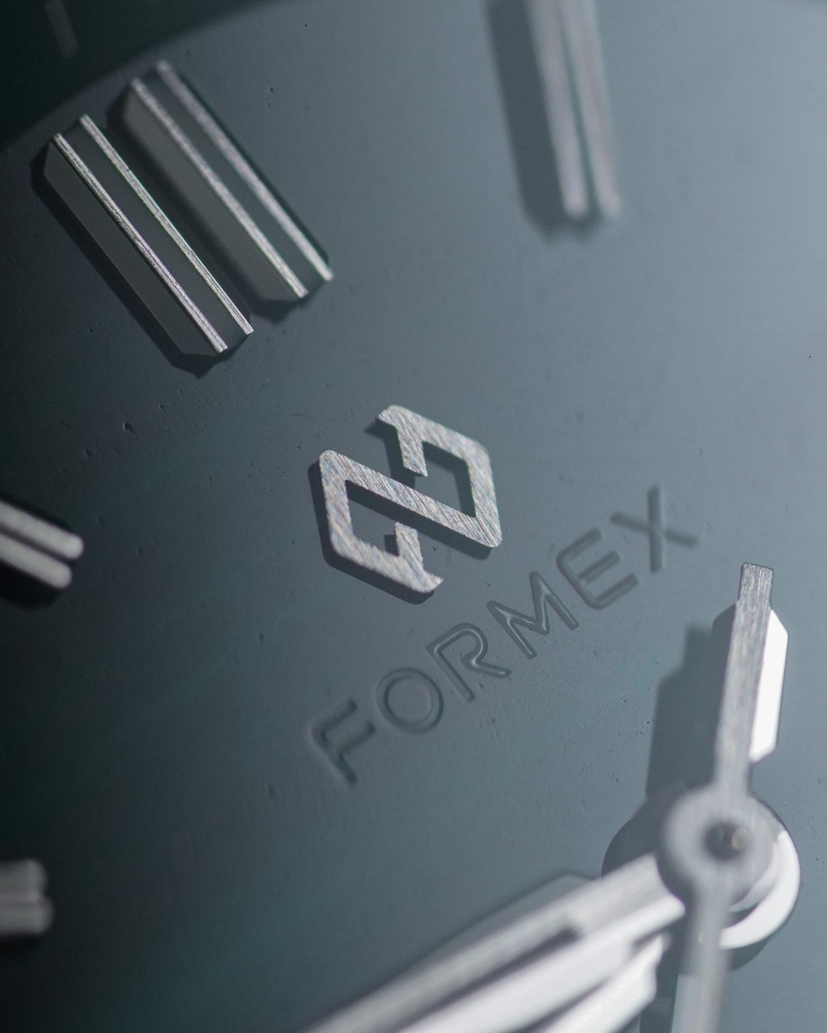 Formex Essence 39 Malachite Dial – Beans & Bezels