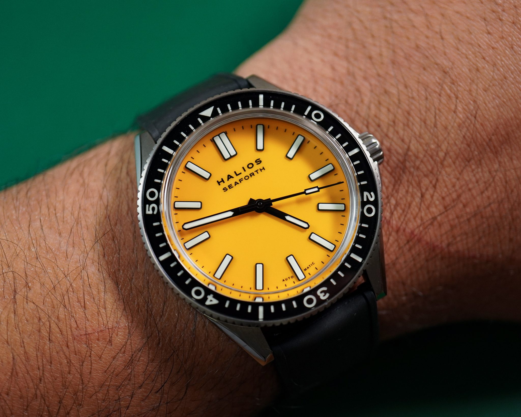 Halios Seaforth IV Titanium Bahama Yellow – Beans & Bezels