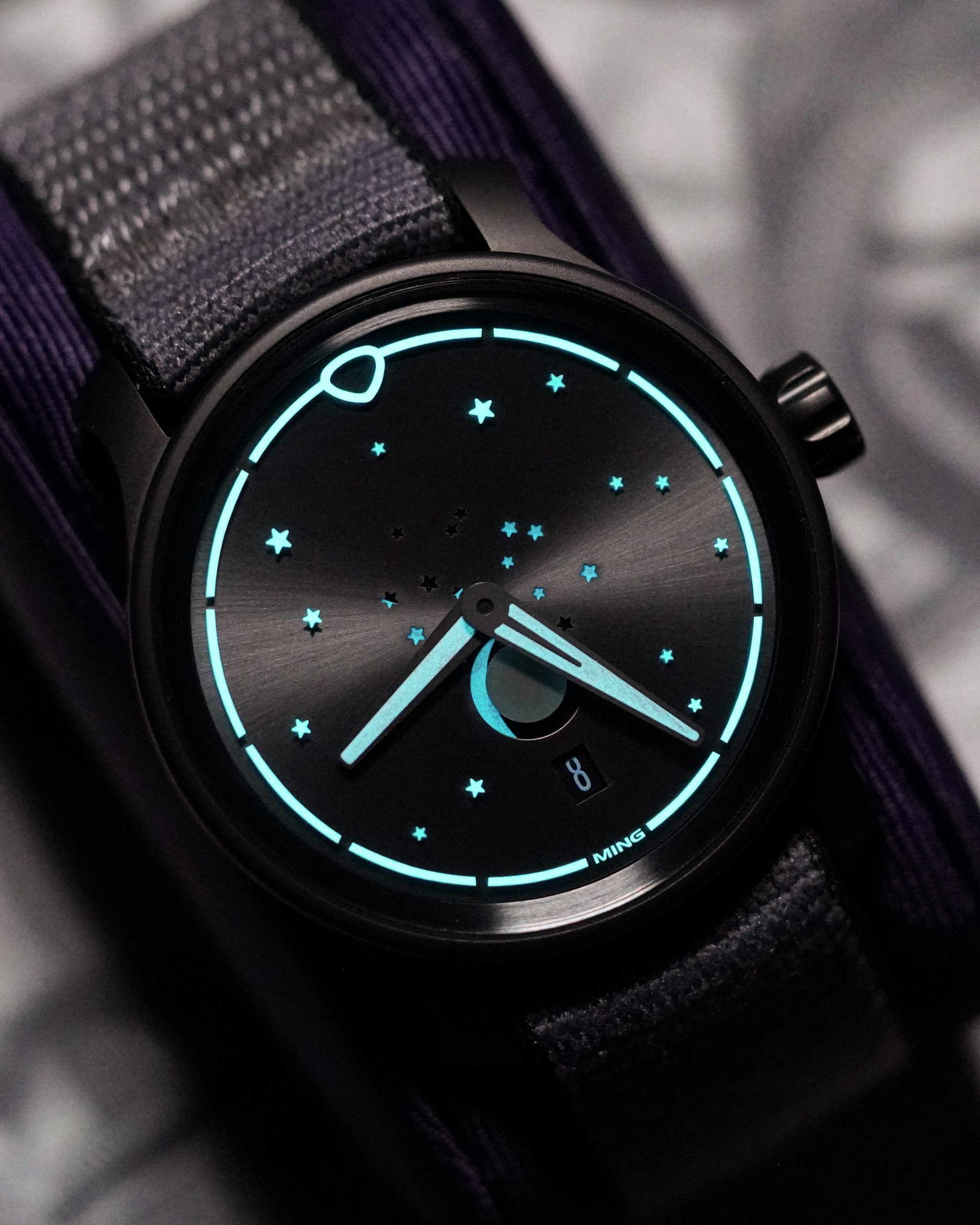 Delugs Delcro Straps – Beans & Bezels