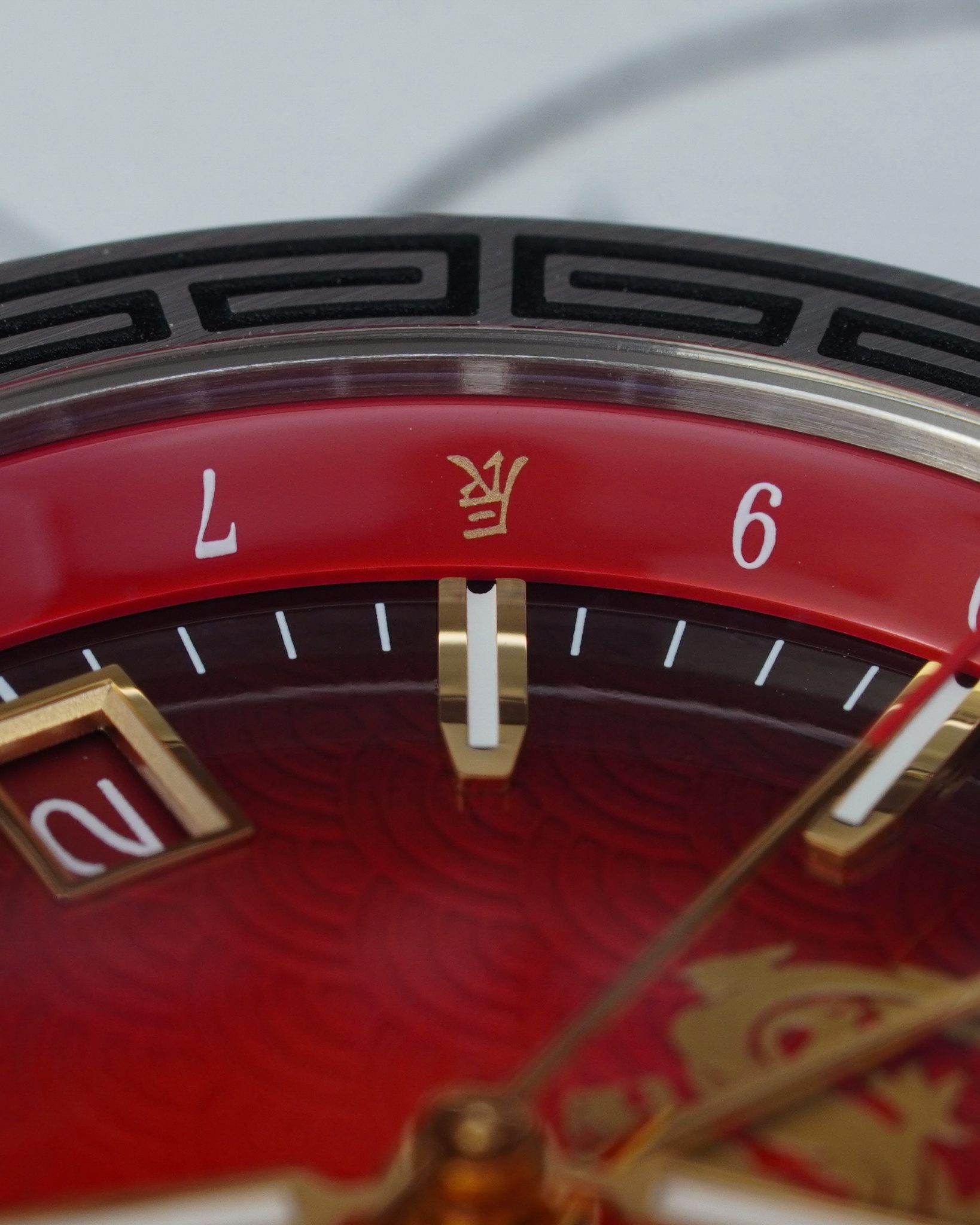 San Martin Loong Year Collector Edition SN0129G-4 – Beans & Bezels