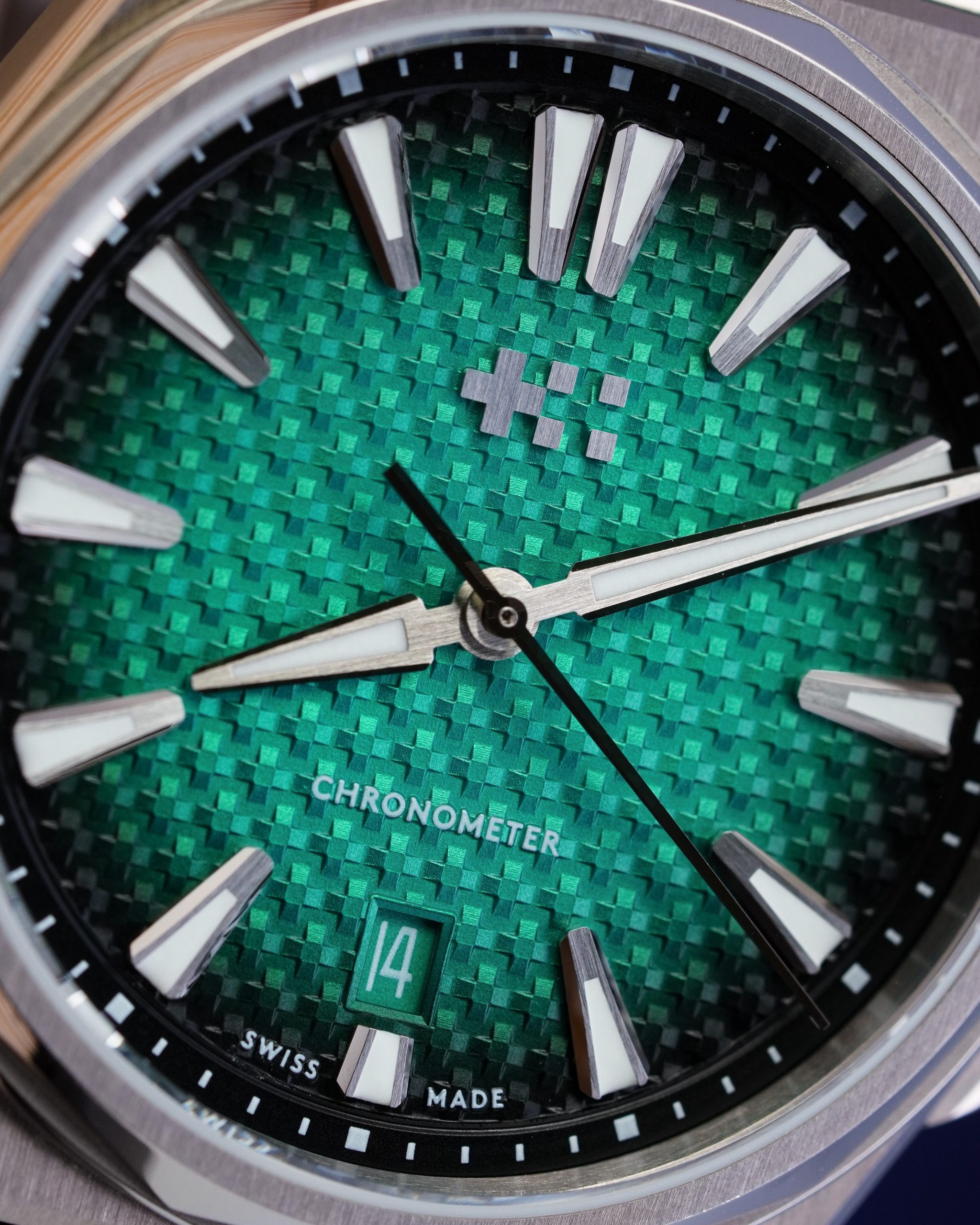 Christopher Ward Twelve Ti Aurora Green – Beans & Bezels