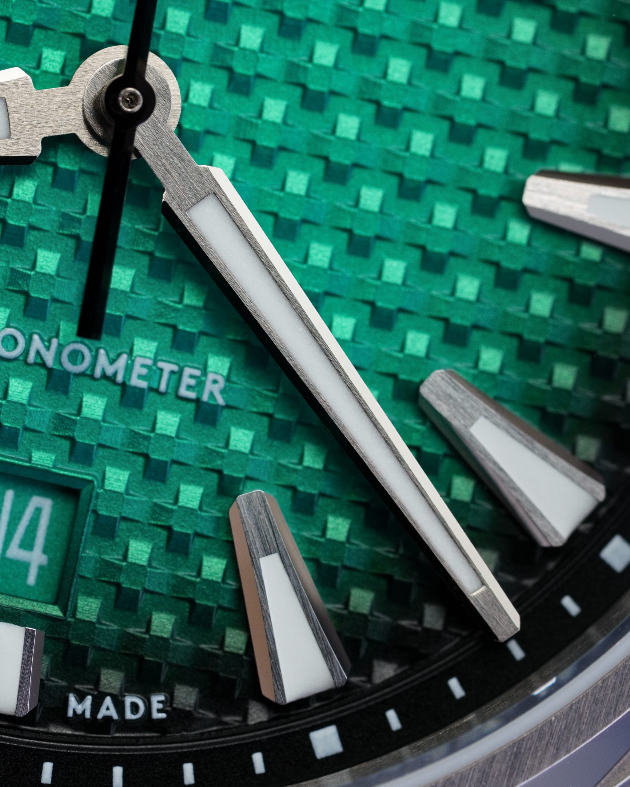 Christopher Ward Twelve Ti Aurora Green – Beans & Bezels