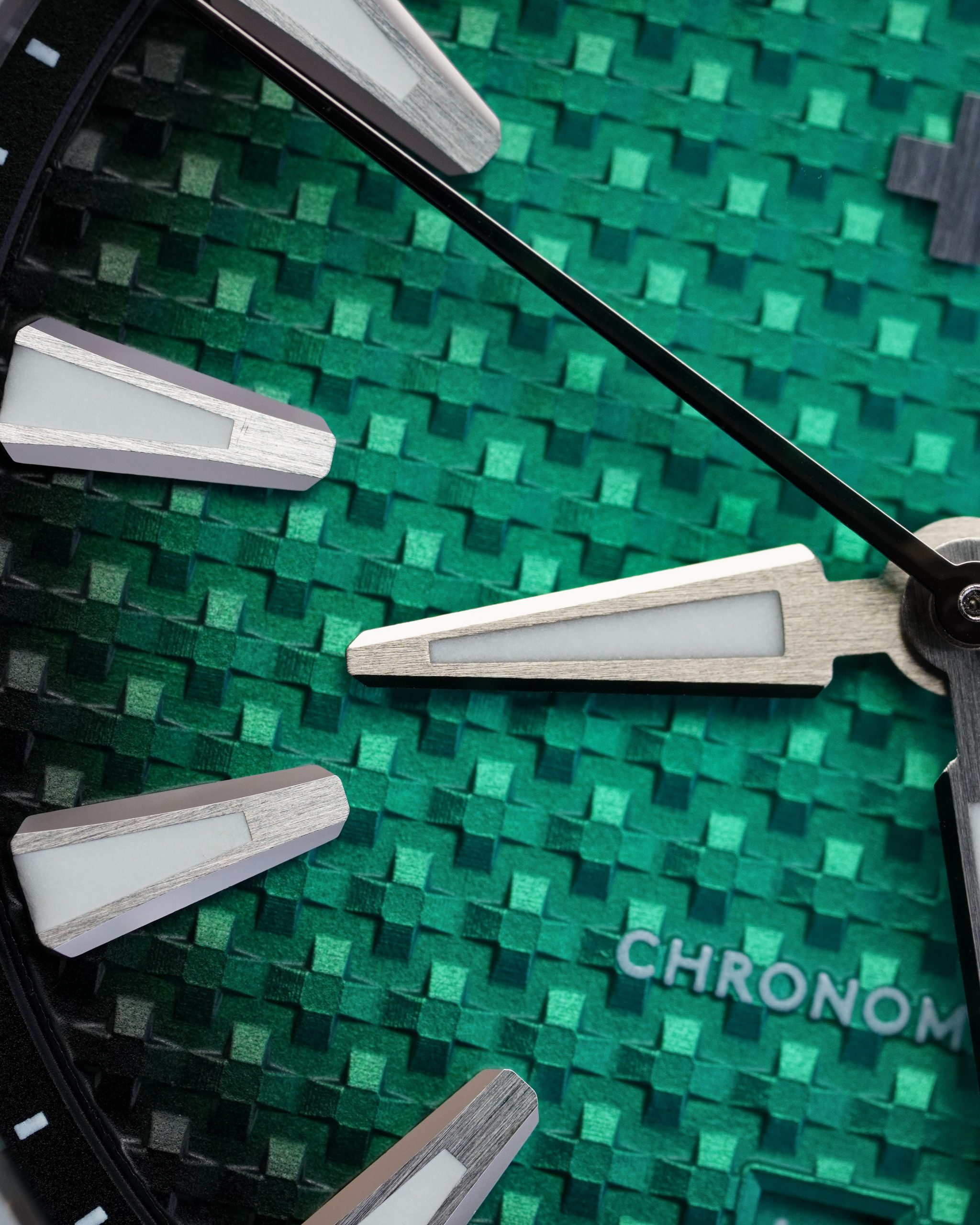 Christopher Ward Twelve Ti Aurora Green – Beans & Bezels