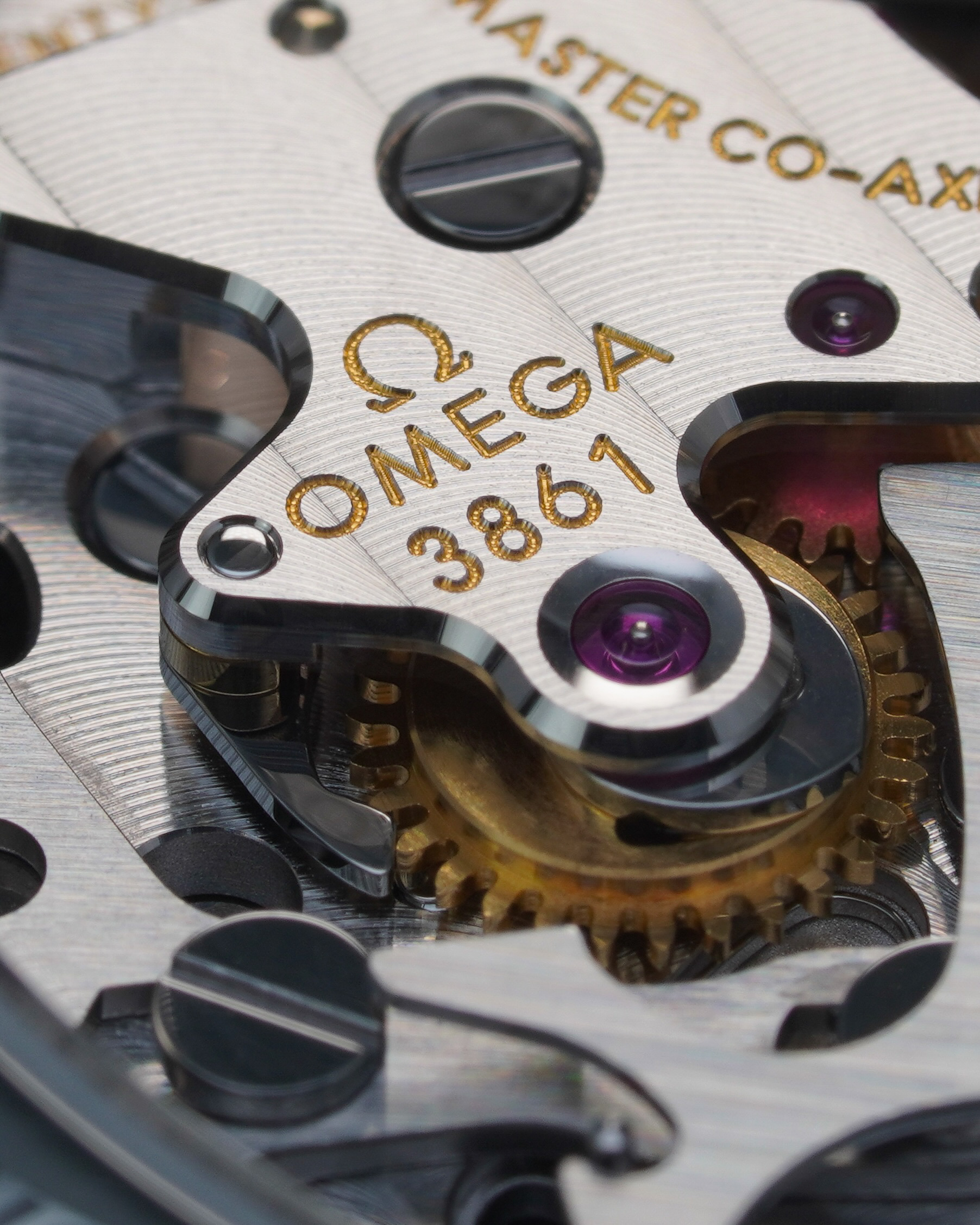 Omega Caliber 3861 – Beans & Bezels
