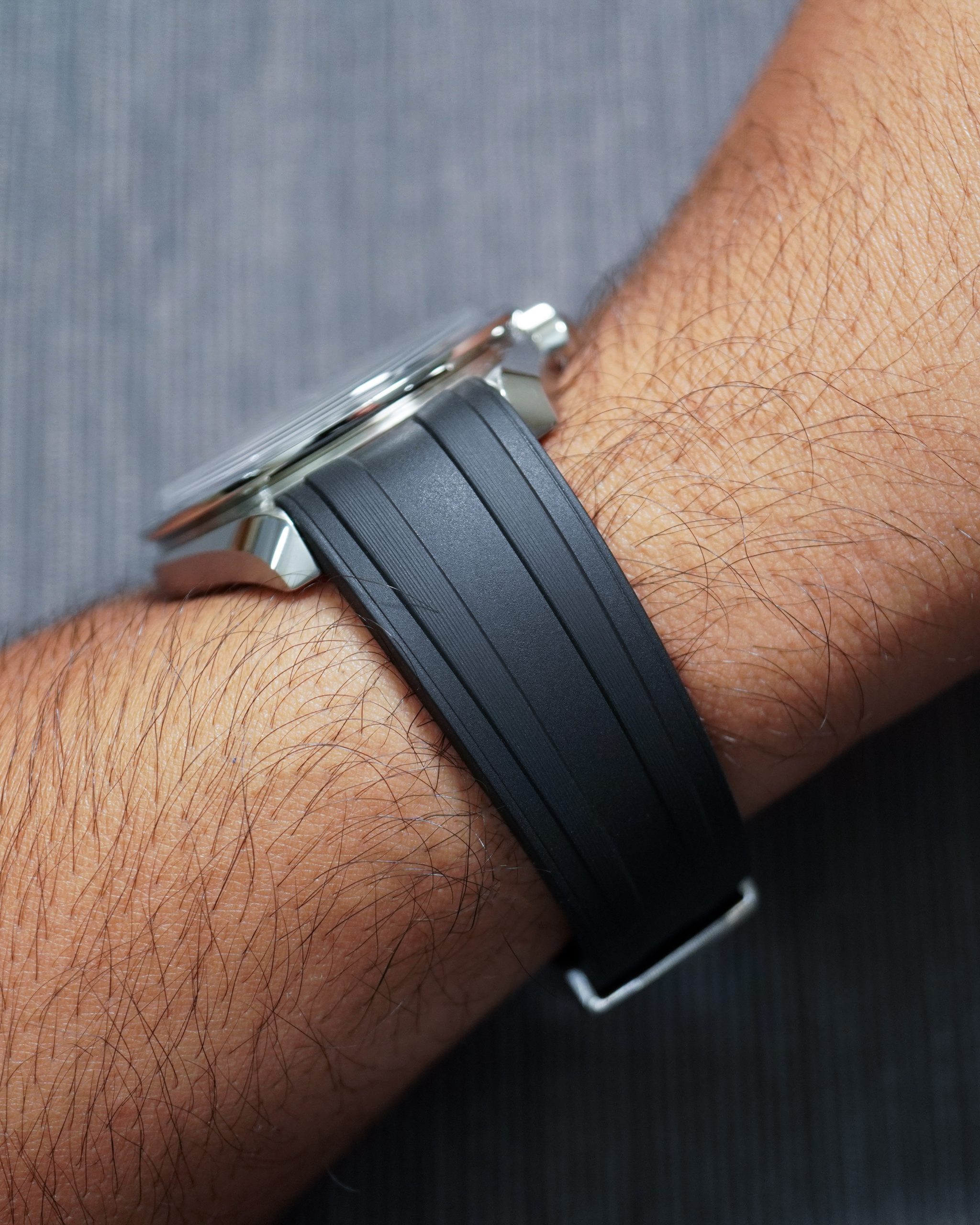 Omega Speedmaster Professional & Delugs CTS Rubber Strap – Beans & Bezels