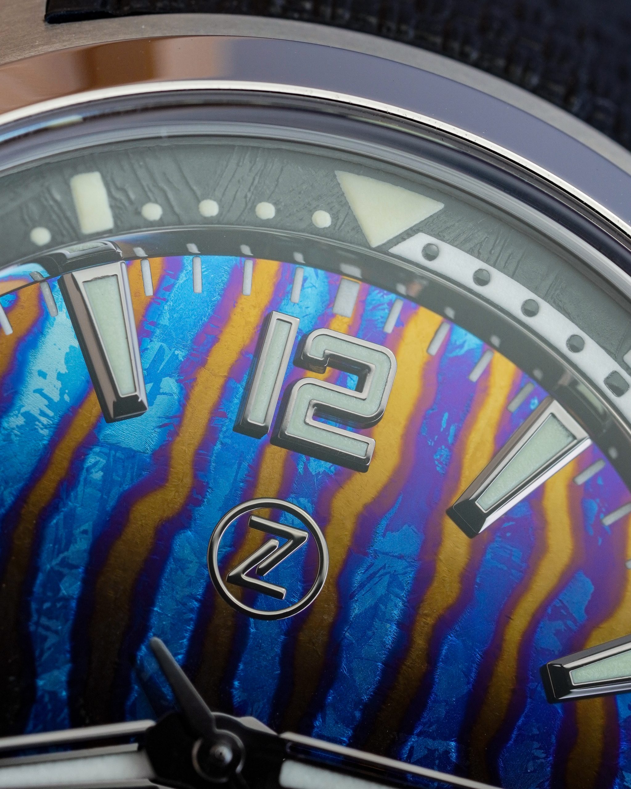 Zelos Helmsman 10th Anniversary Edition – Beans & Bezels