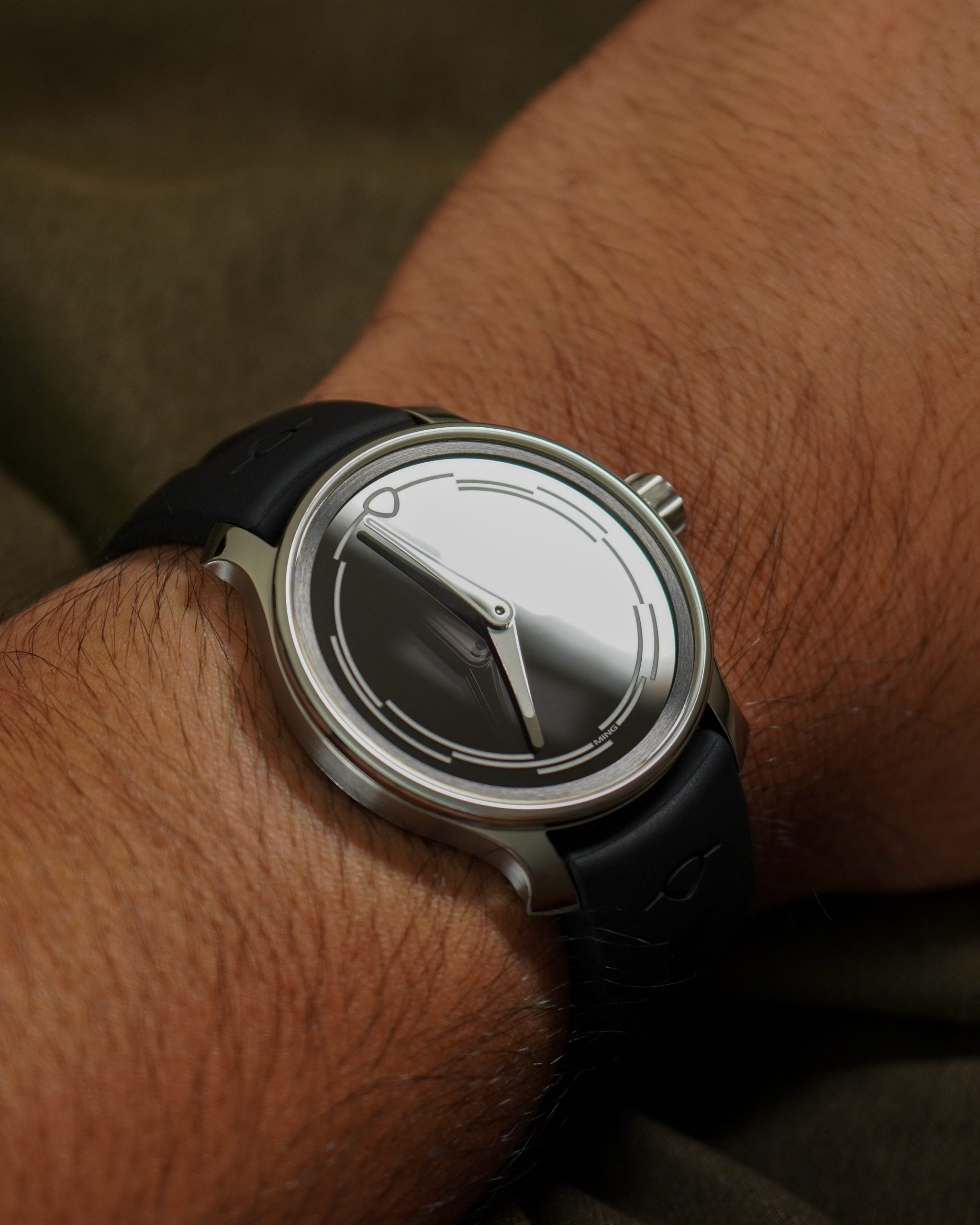 MING 37.02 Minimalist – Beans & Bezels