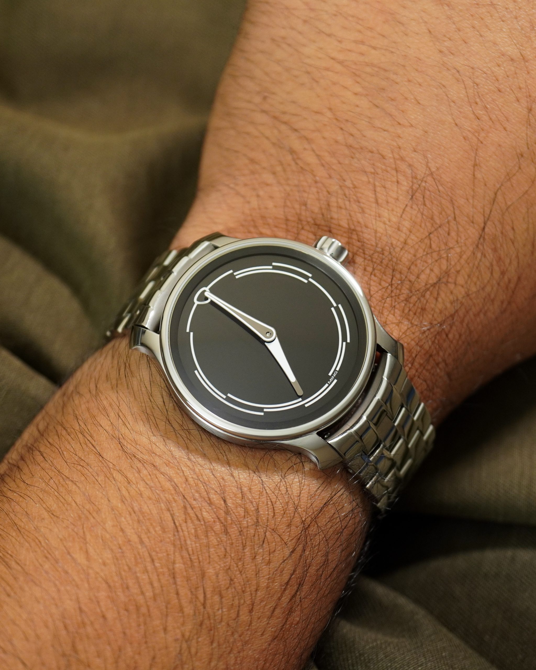 MING 37.02 Minimalist – Beans & Bezels