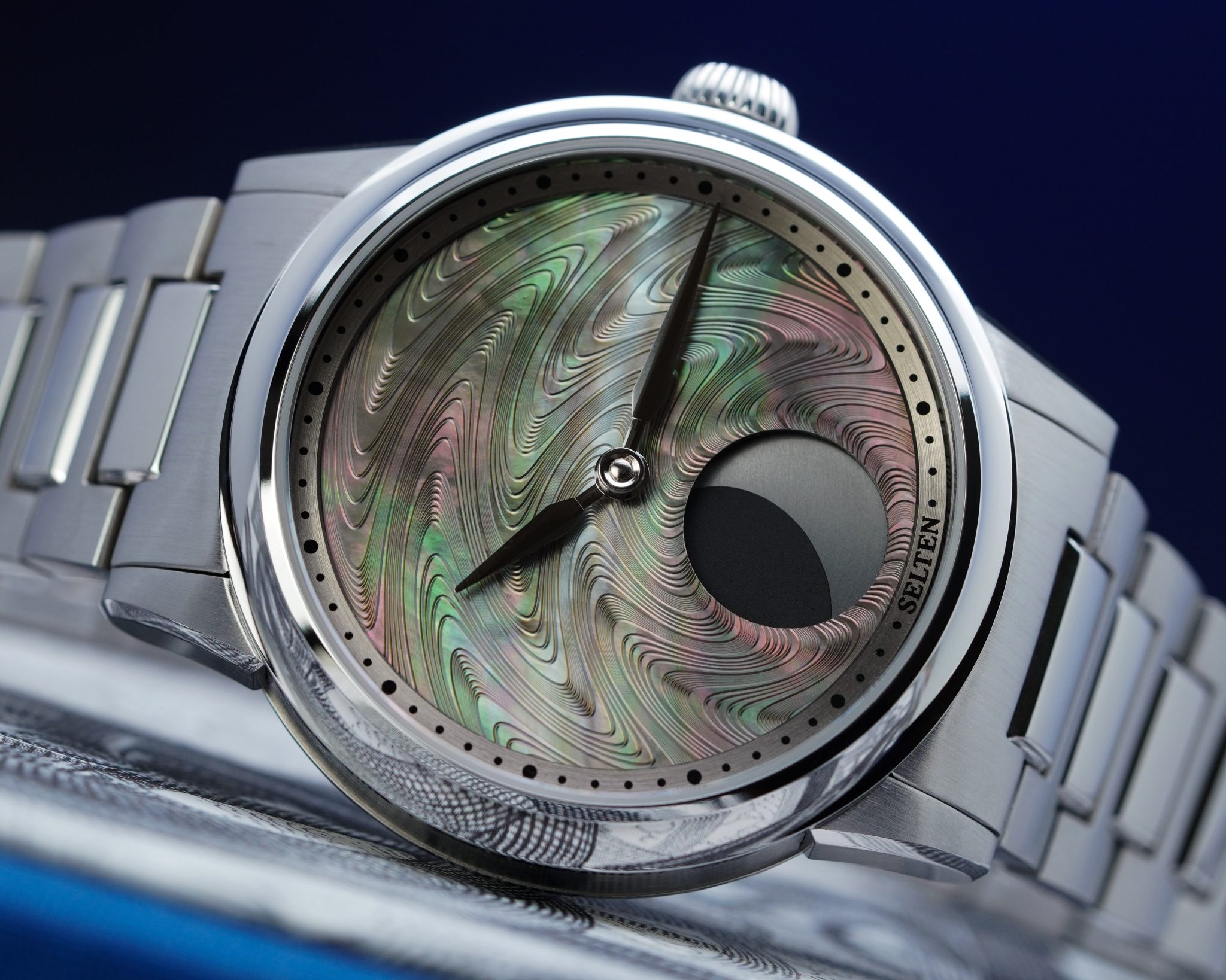 Selten M1 Moonphase – Musou Black & Mother of Pearl Guilloche – Beans & Bezels