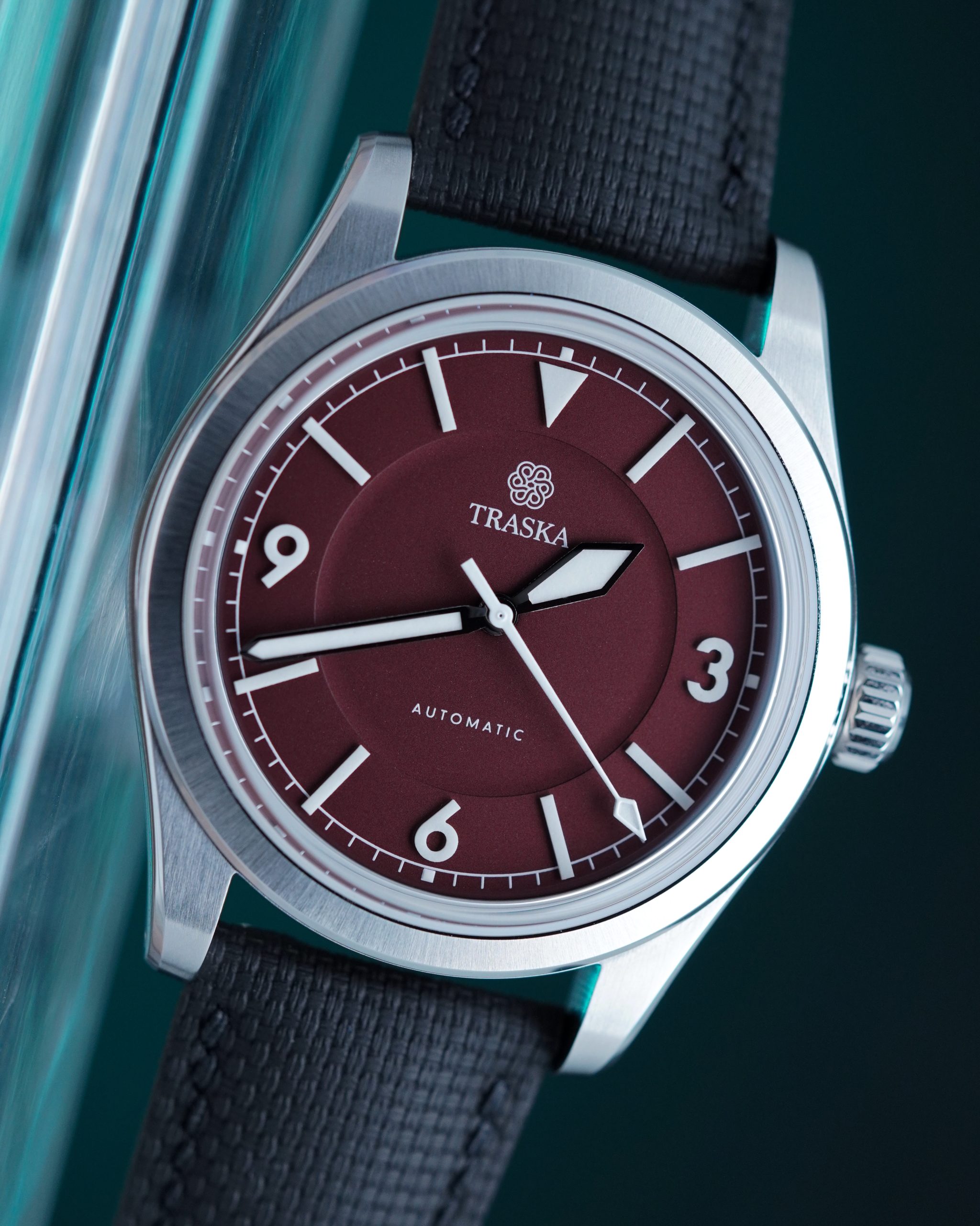Traska Summiteer 38 Oxblood Red – Beans & Bezels