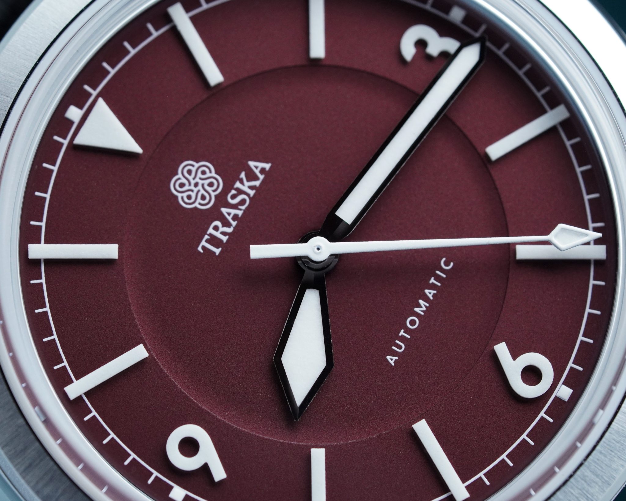 Traska Summiteer 38 Oxblood Red – Beans & Bezels