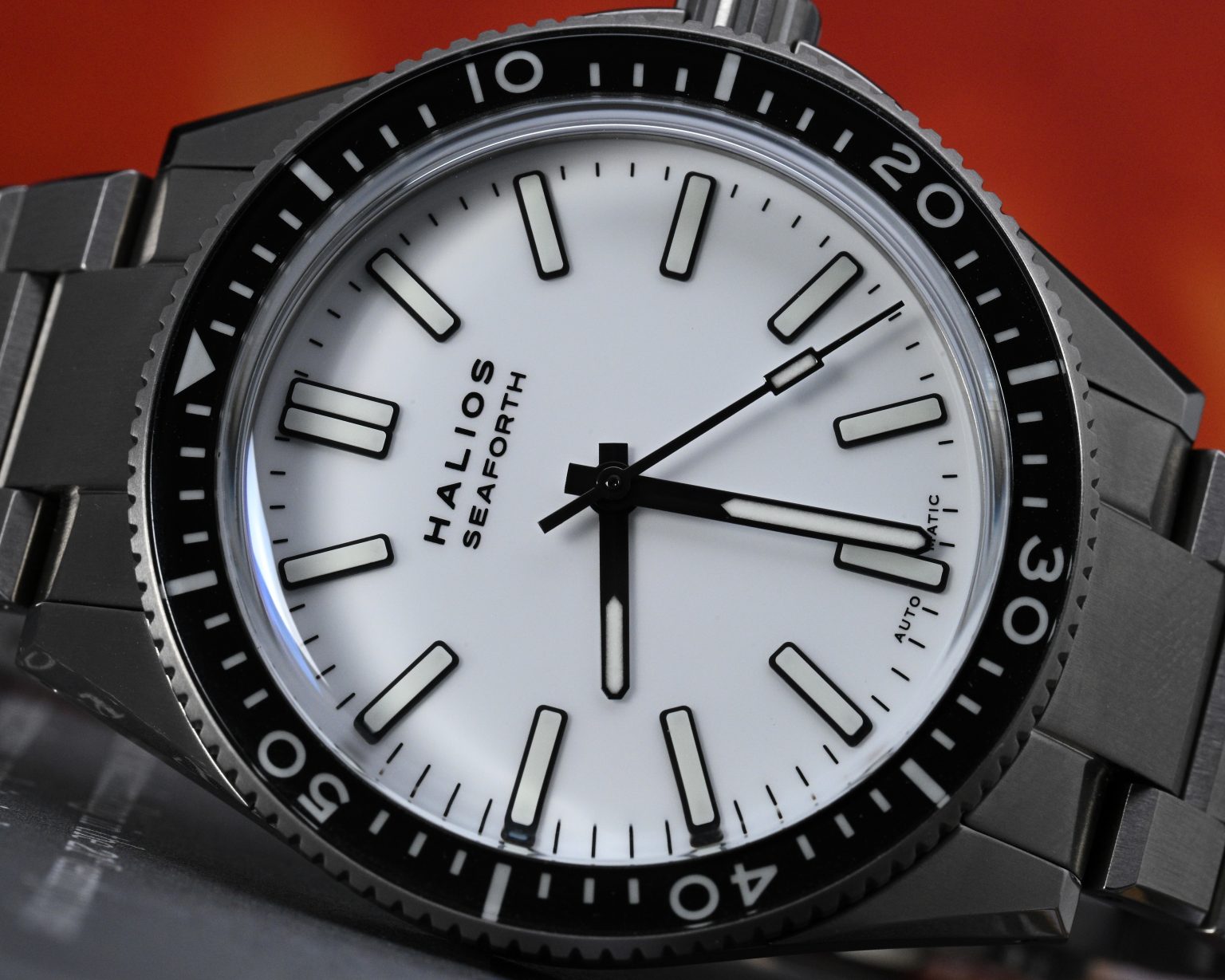 Halios Seaforth IV Titanium Gen 2 – Beans & Bezels